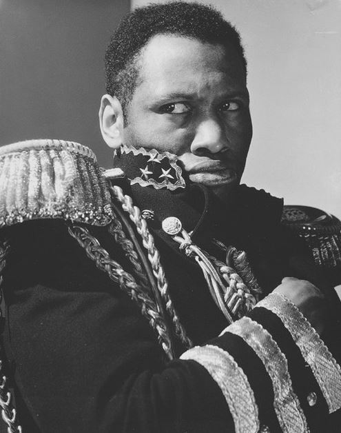 Paul Robeson: Black Star - CLR James | libcom.org