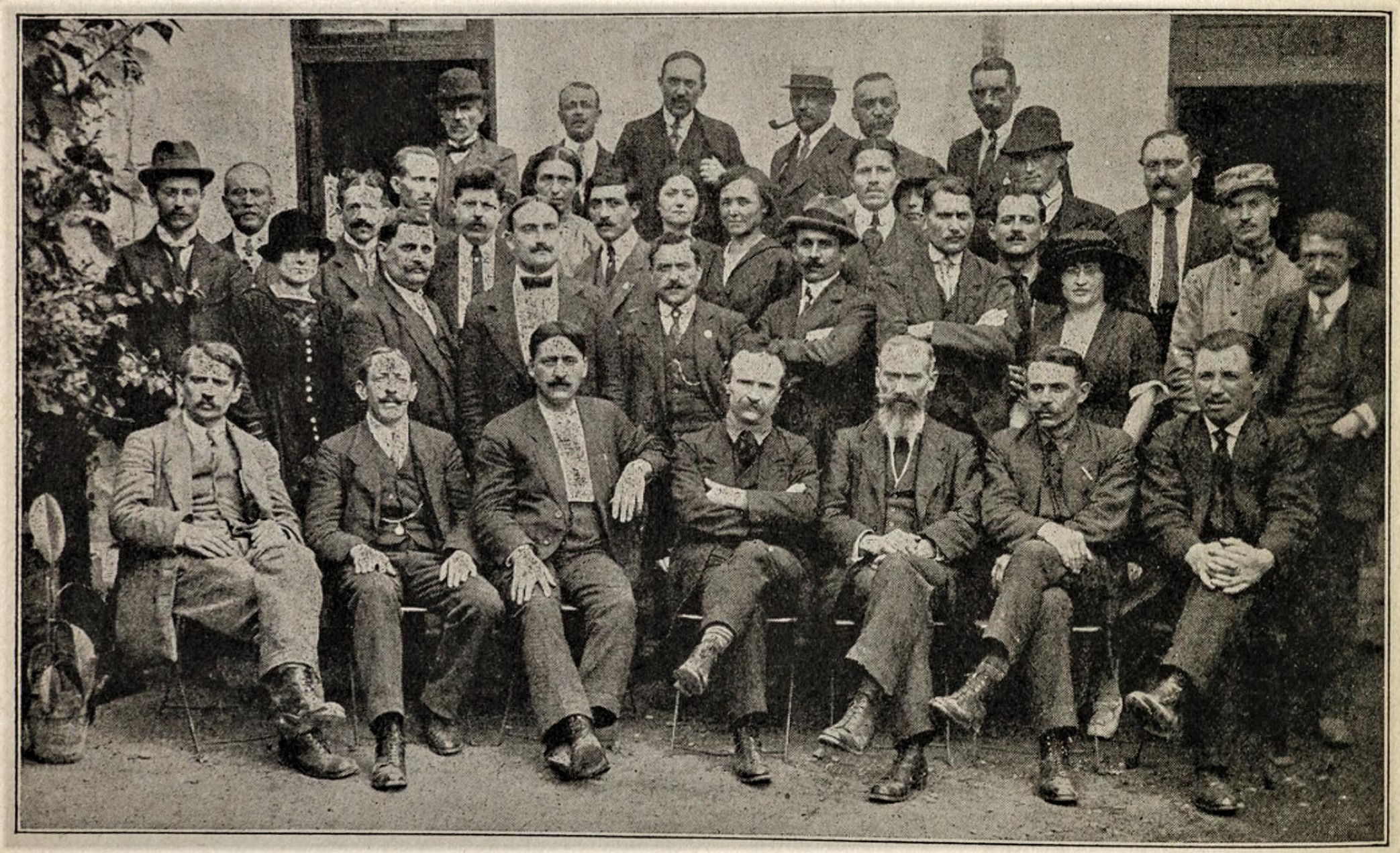 Revolutionary syndicalism in France still alive - George Andreytchine ...