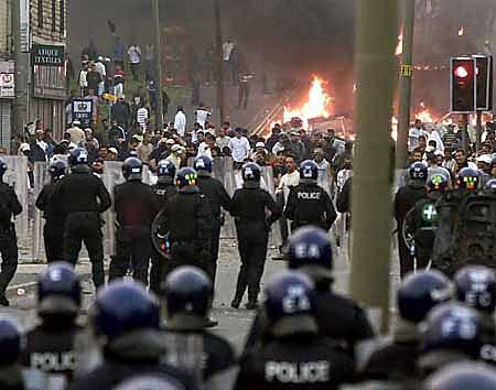 Time 'to dump' multiculturalism - Joe Reilly | libcom.org