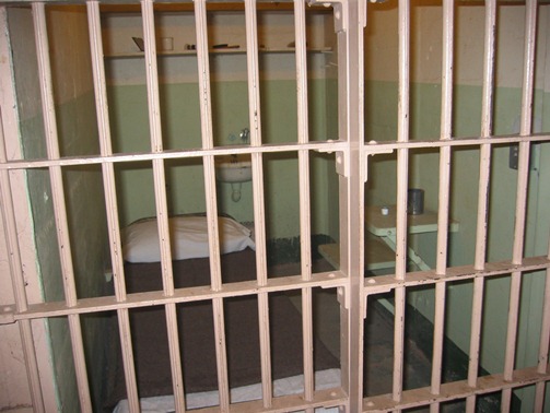 Back from hell: Black power and treason to whiteness inside prison ...