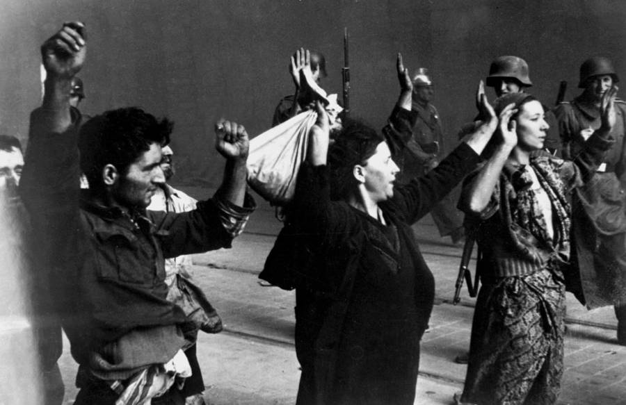 Five Years in the Warsaw Ghetto - Bernard Goldstein | libcom.org