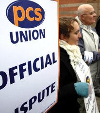 Civil service union settles on pay | libcom.org